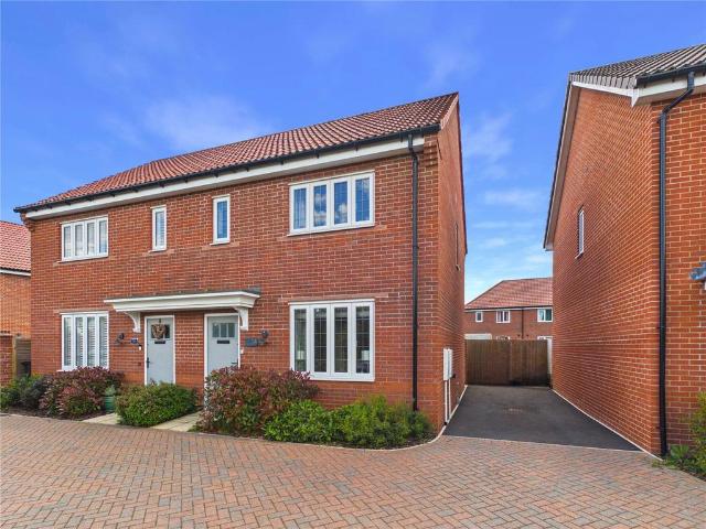 2 bedroom semi detached house for sale