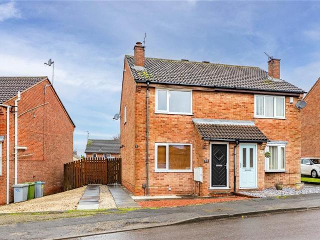 2 bedroom semi detached house for sale