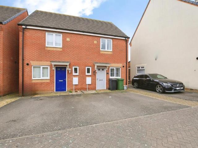2 bedroom semi detached house for sale