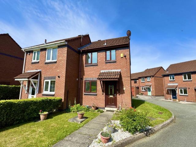 2 bedroom semi detached house for sale