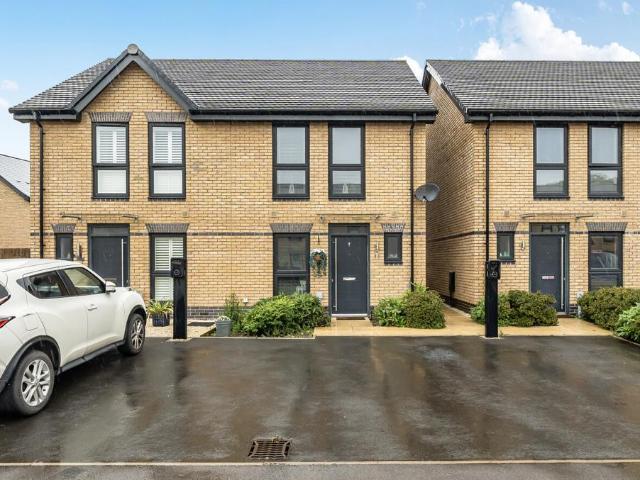 2 bedroom semi detached house for sale