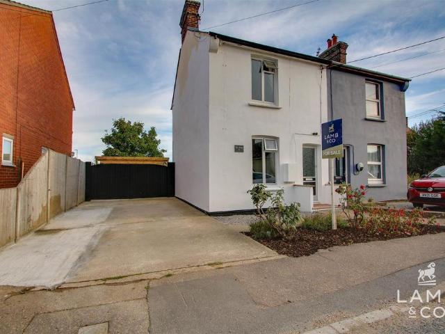 2 bedroom semi detached house for sale