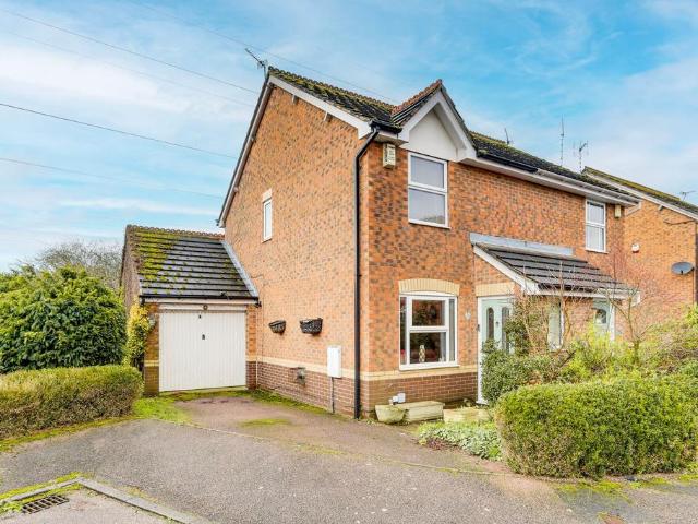 2 bedroom semi detached house for sale