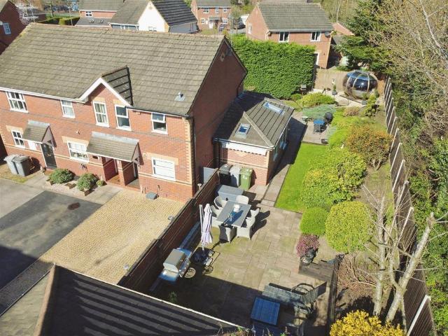 2 bedroom semi detached house for sale