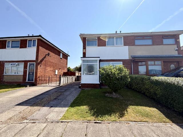 2 bedroom semi detached house for sale