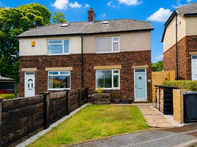 2 bedroom semi detached house for sale