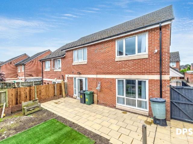 2 bedroom semi detached house for sale