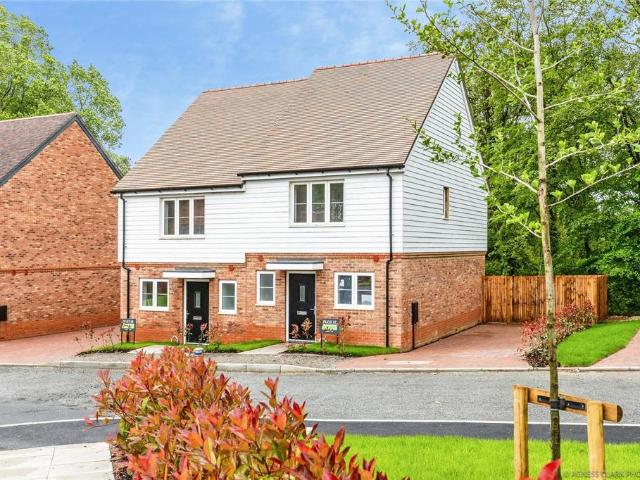 2 bedroom semi detached house for sale