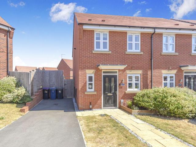 2 bedroom semi detached house for sale