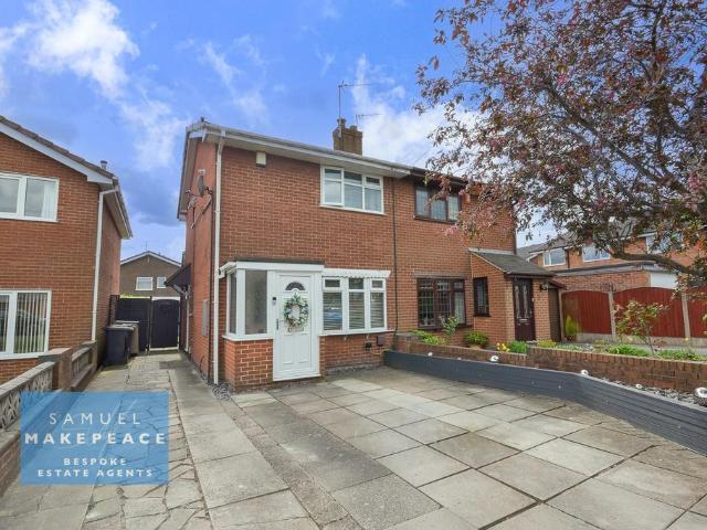 2 bedroom semi detached house for sale