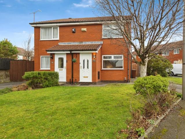2 bedroom semi detached house for sale