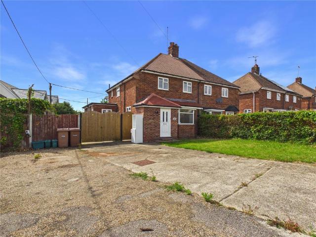 2 bedroom semi detached house for sale