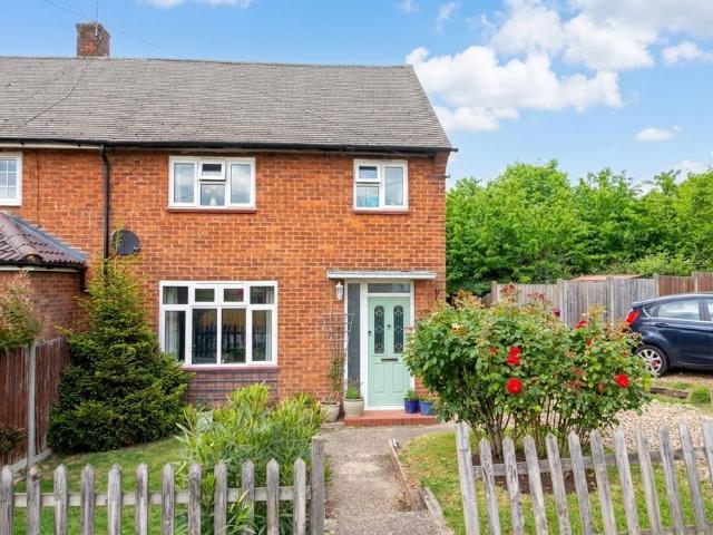 2 bedroom semi detached house for sale