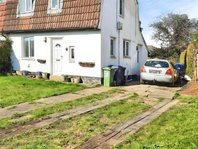 2 bedroom semi detached house for sale