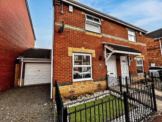 2 bedroom semi detached house for sale
