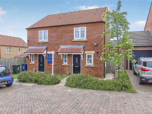 2 bedroom semi detached house for sale