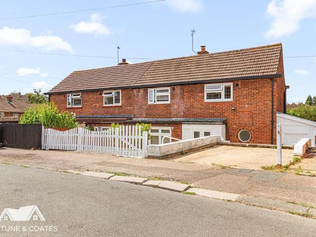 2 bedroom semi detached house for sale
