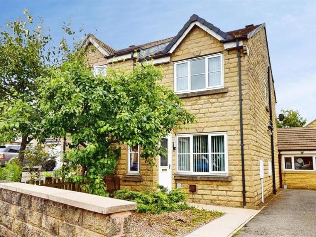 2 bedroom semi detached house for sale