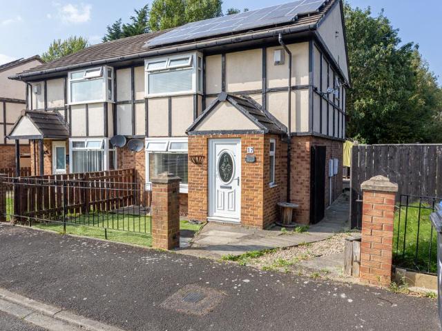 2 bedroom semi detached house for sale