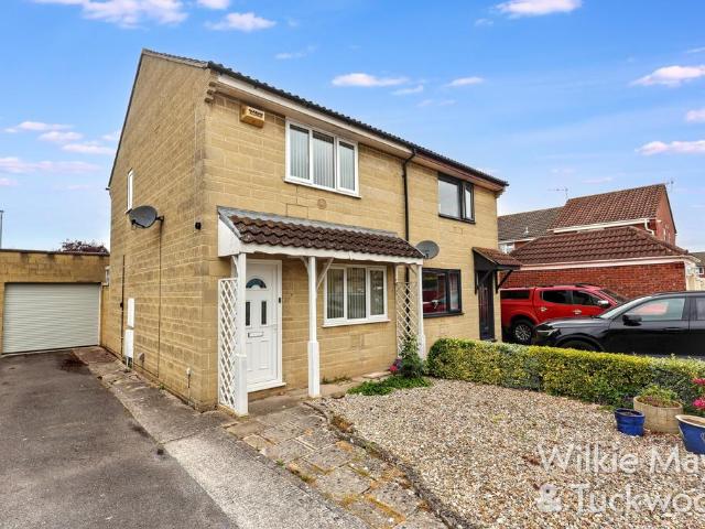 2 bedroom semi detached house for sale