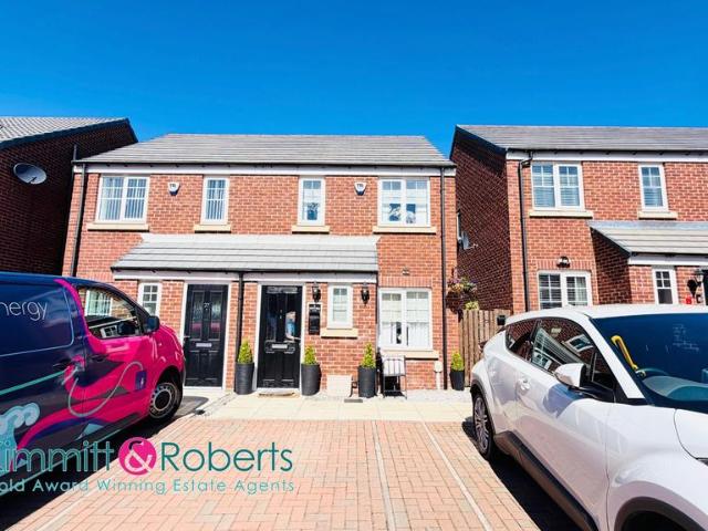 2 bedroom semi detached house for sale