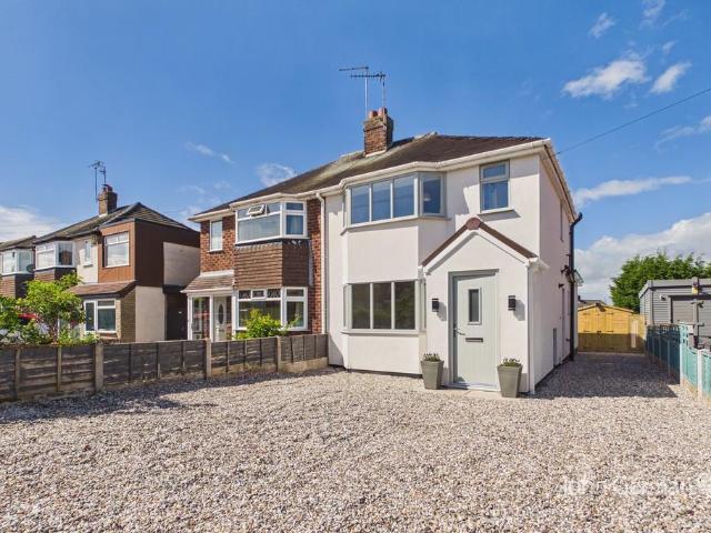 2 bedroom semi detached house for sale