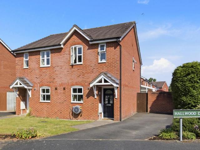 2 bedroom semi detached house for sale