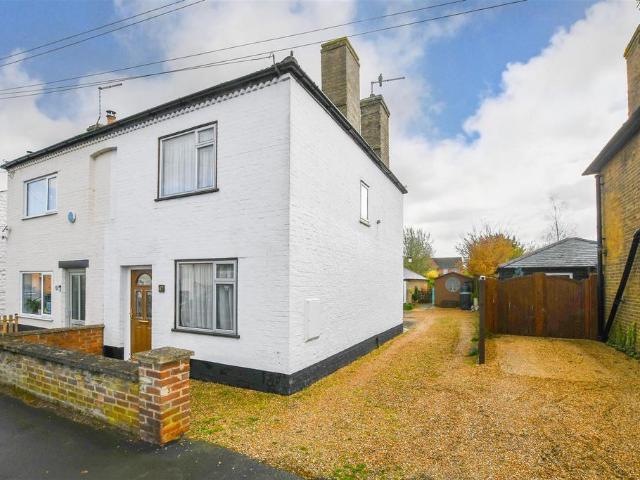 3 bedroom semi detached house for sale
