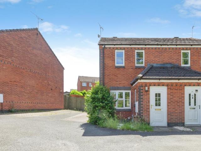 2 bedroom semi detached house for sale