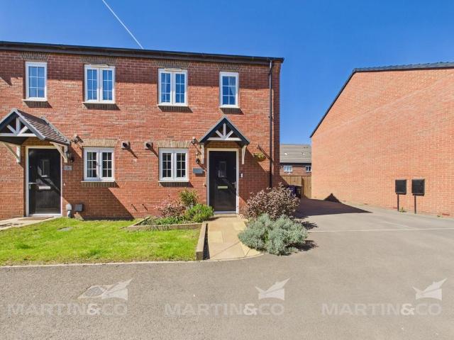 2 bedroom semi detached house for sale