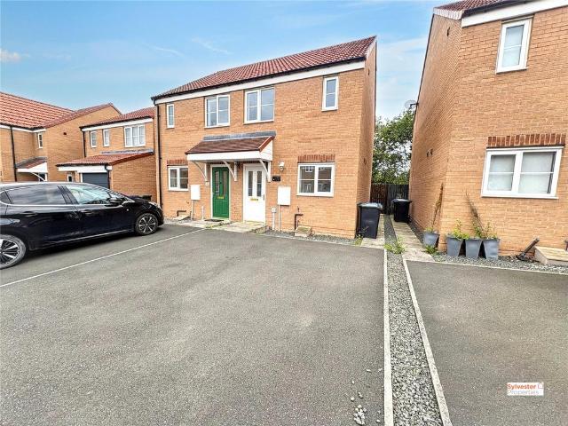 2 bedroom semi detached house for sale