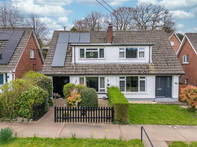 2 bedroom semi detached house for sale