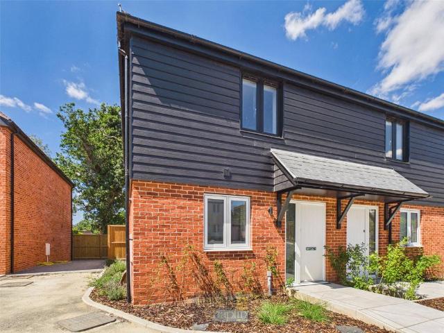 2 bedroom semi detached house for sale