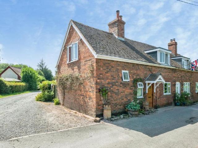 2 bedroom semi detached house for sale