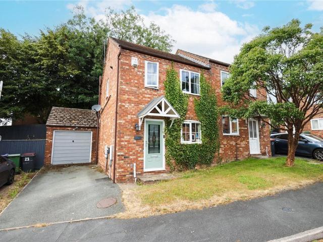 2 bedroom semi detached house for sale