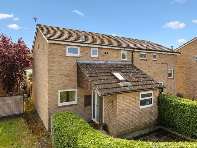 2 bedroom semi detached house for sale