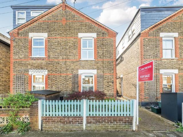 2 bedroom semi detached house for sale
