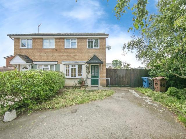 2 bedroom semi detached house for sale