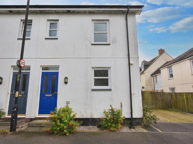 2 bedroom semi detached house for sale