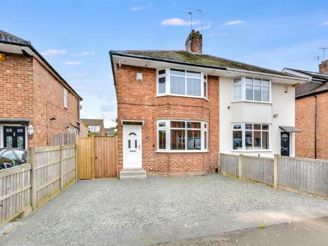 2 bedroom semi detached house for sale