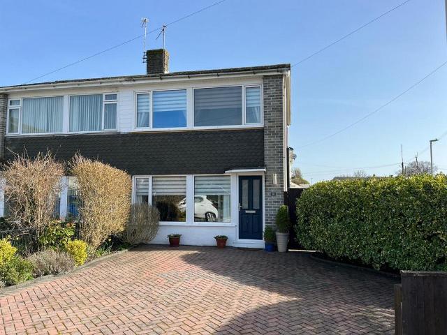 2 bedroom semi detached house for sale
