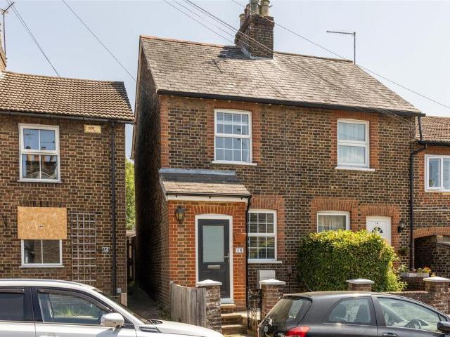 2 bedroom semi detached house for sale