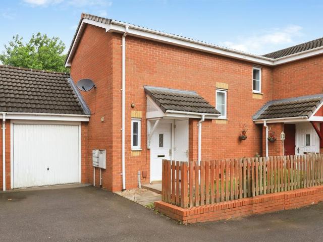 2 bedroom semi detached house for sale