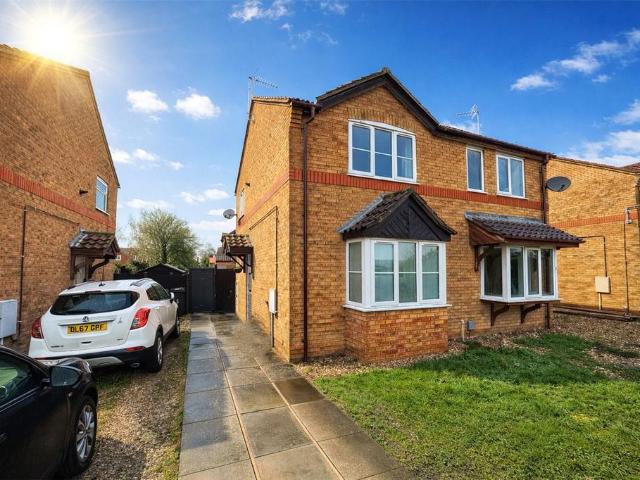 2 bedroom semi detached house for sale