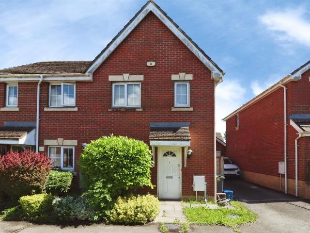 2 bedroom semi detached house for sale