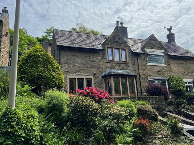 2 bedroom semi detached house for sale