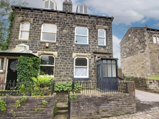 2 bedroom semi detached house for sale