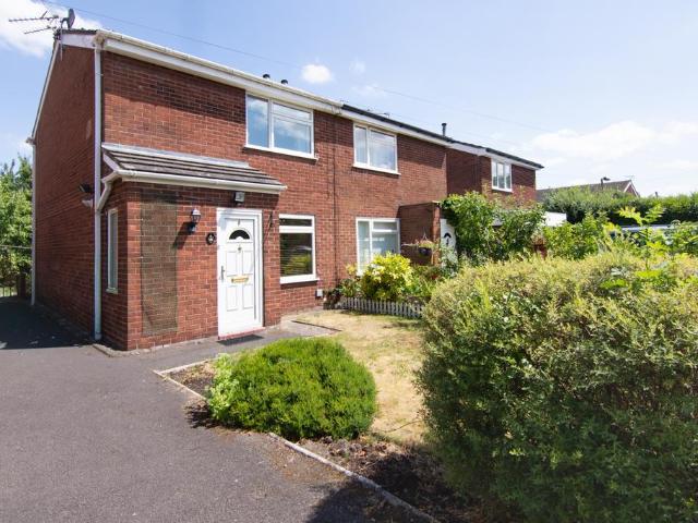 2 bedroom semi detached house for sale