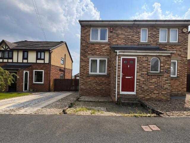 2 bedroom semi detached house for sale