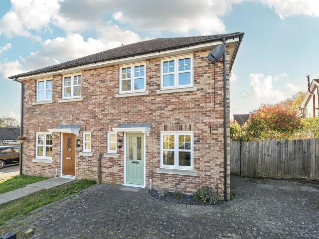 2 bedroom semi detached house for sale